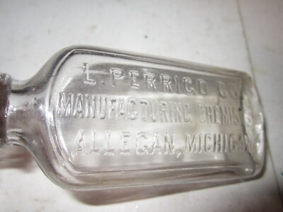 VTG L. PERRICO CO MANUFACTURING CHEMISTS Clear Glass Bottle Embossed ...