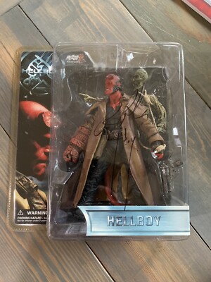 Hellboy Action Figure with Ivan the Corpse Mezco 2004 Ron Perlman ...