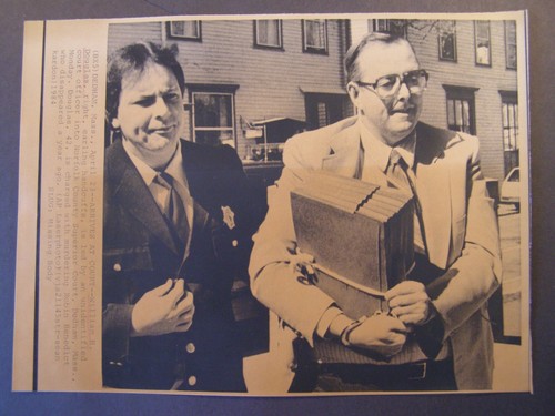AP Wire Press Photo 1984 Dr William H Douglas of Mass murder of Robin ...