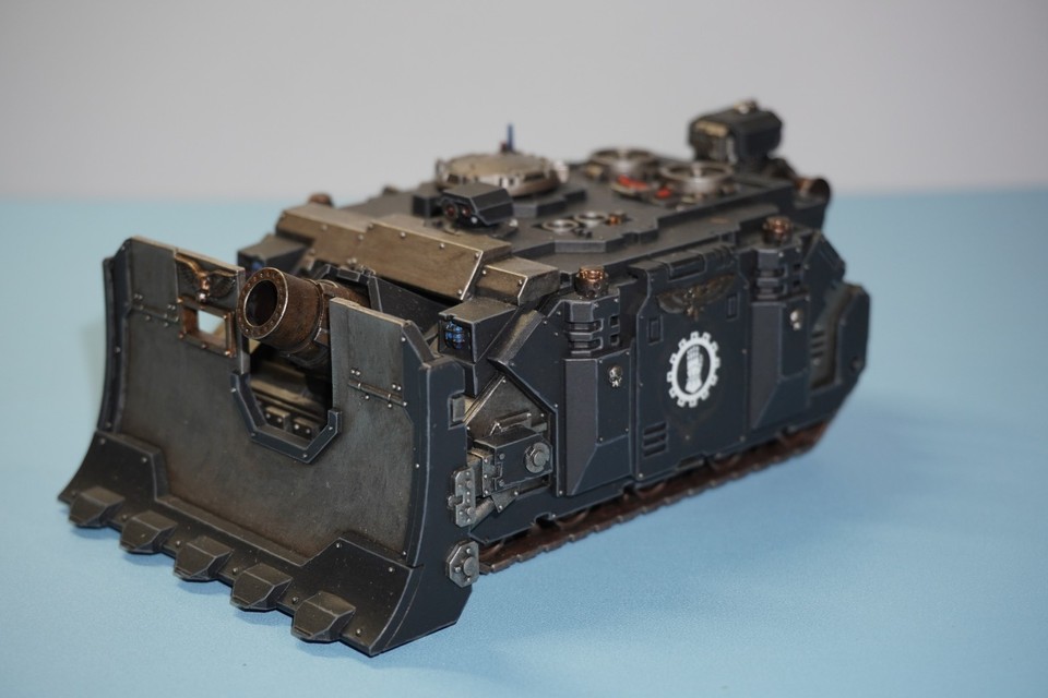 Iron Hands Vindicator Tank Warhammer 40k Space Marines | eBay UK