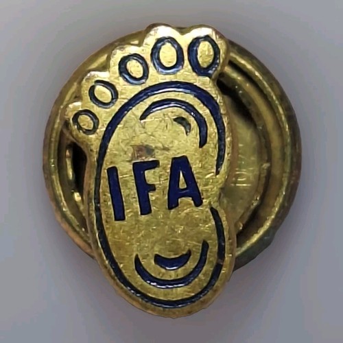 VINTAGE INTERNATIONAL FOOTPRINT ASSOCIATIONS FOOT SHAPE SMALL SCREWBACK ...