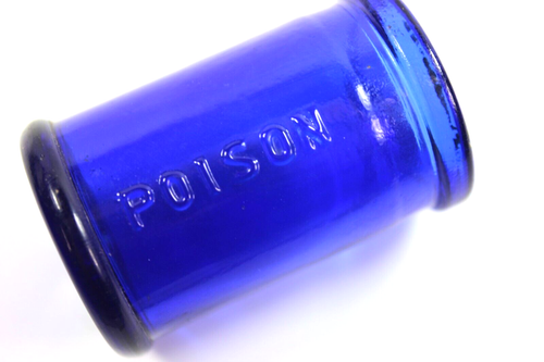 WYETH POISON COBALT BLUE ROUND MEDICINE BOTTLE- NICE CONDITION | eBay
