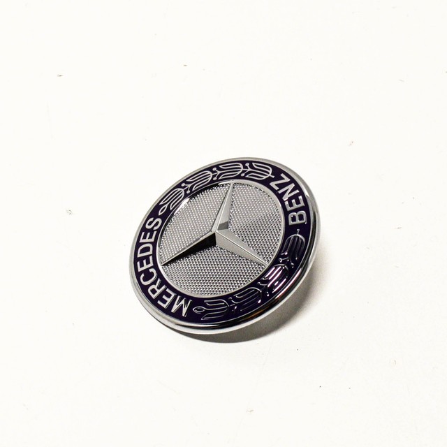 Genuine MERCEDES MB CLA-Class W117 Front Star Emblem Badge A2188170116 ...