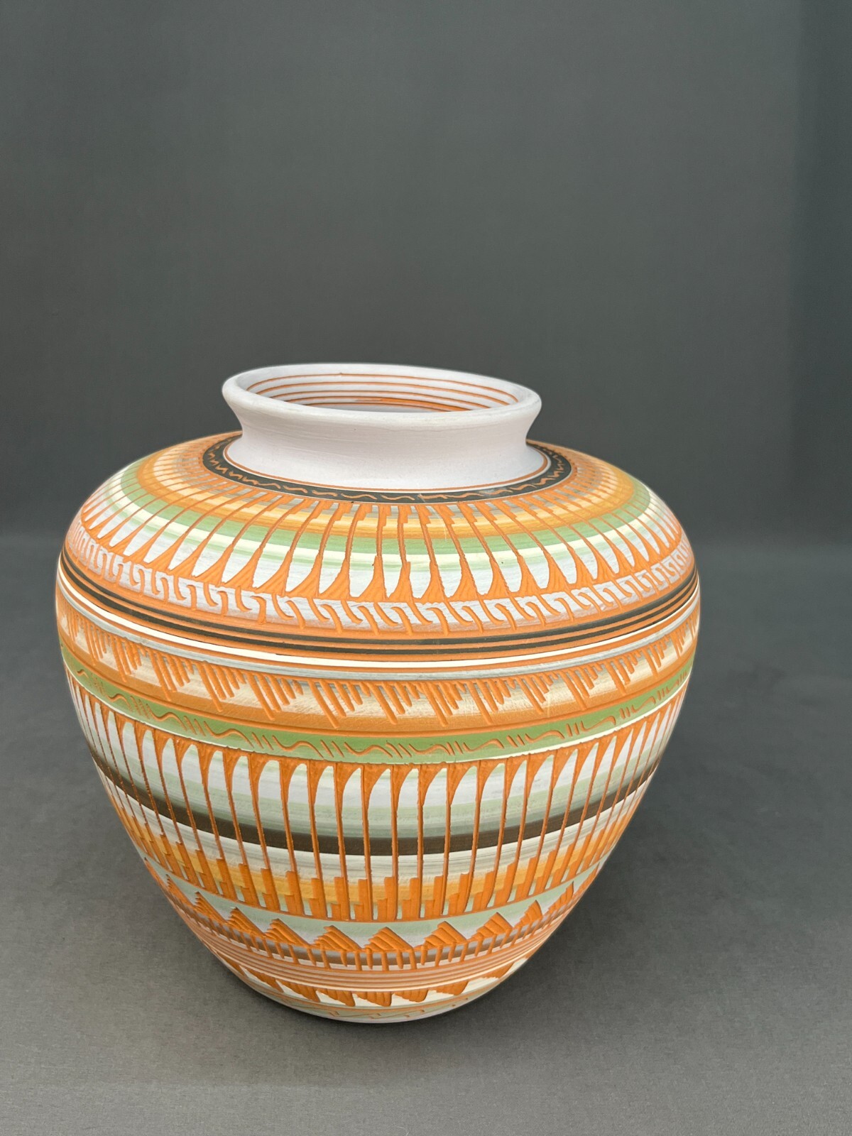Bernice Watchman Navajo Hand-Etched & Painted 8 1/2" Pottery Vase: MINT ...