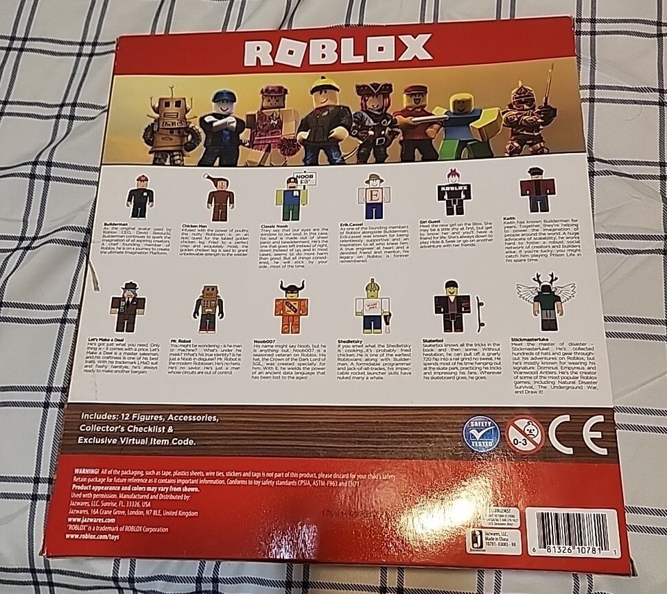 ROBLOX CLASSICS includes 15 Pieces, 12 Exclusive Virtual Items Codes ...