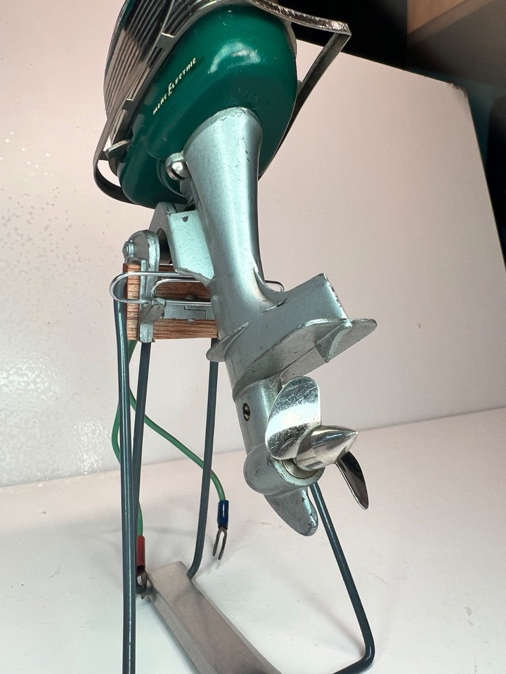 K&O Mercury 1955 40HP Mark 55 Metal toy outboard motor Works!! | eBay