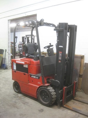 Forklifts - Raymond Electric