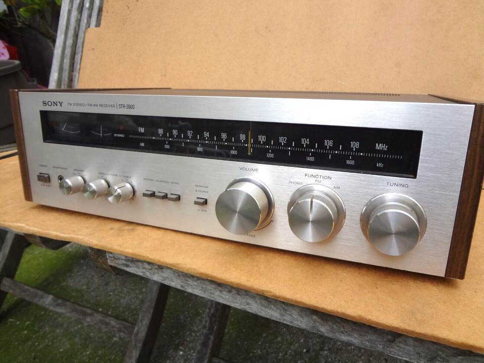 Sony FM Stereo AM/FM STR-2800 Stereo Receiver Perfect Working Condition ...