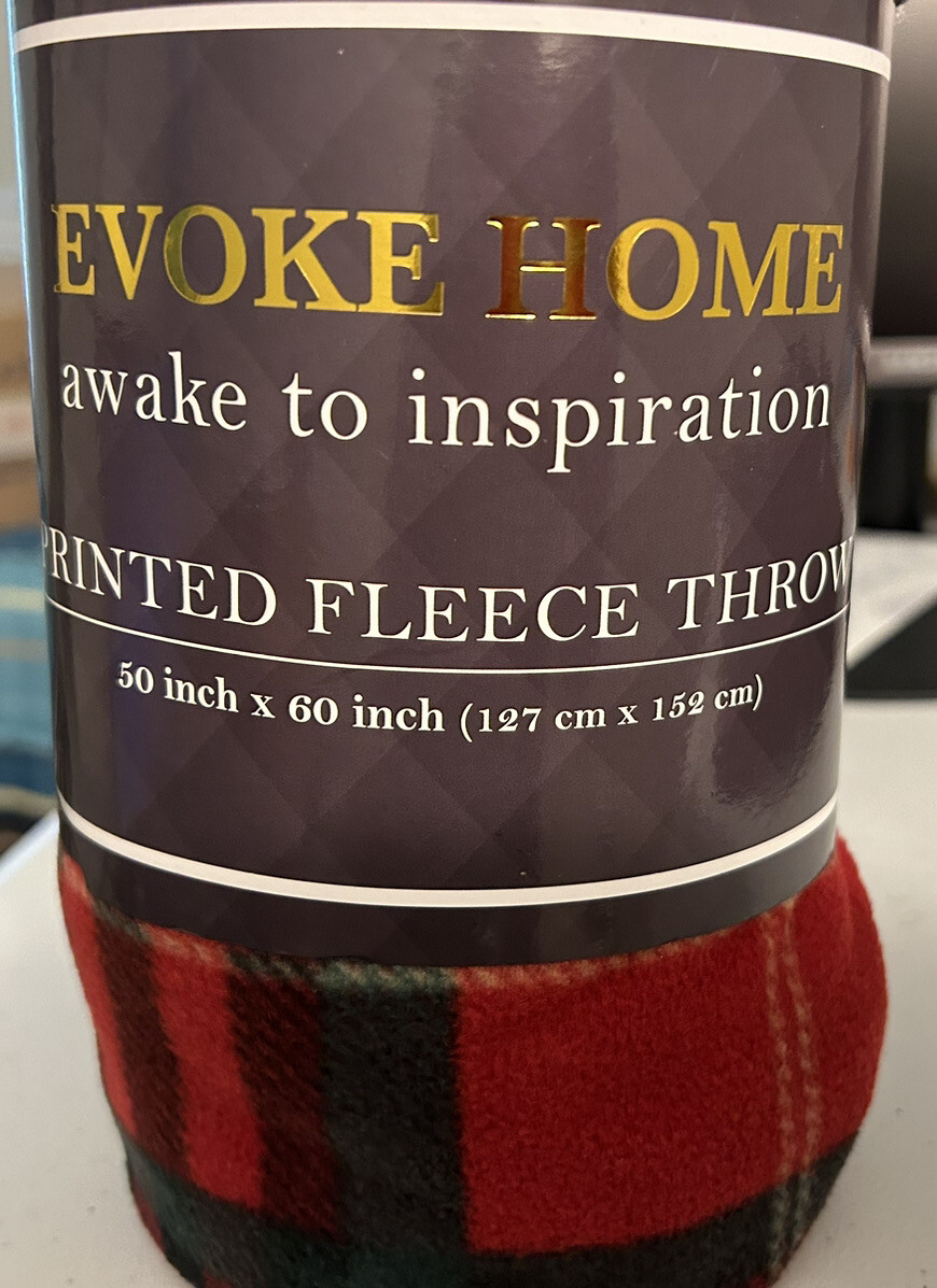 Evoke Home Fleece Throw Blanket New 50" x 60" NEW | eBay
