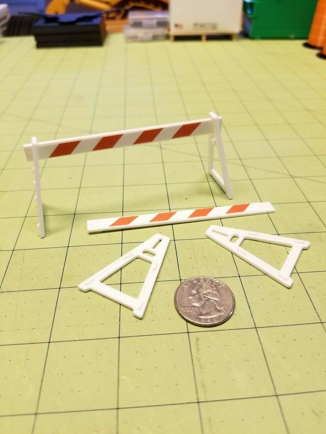 Set of Two 1/24, 1/25 Scale Safety A-Frame Barricades for Dioramas | eBay
