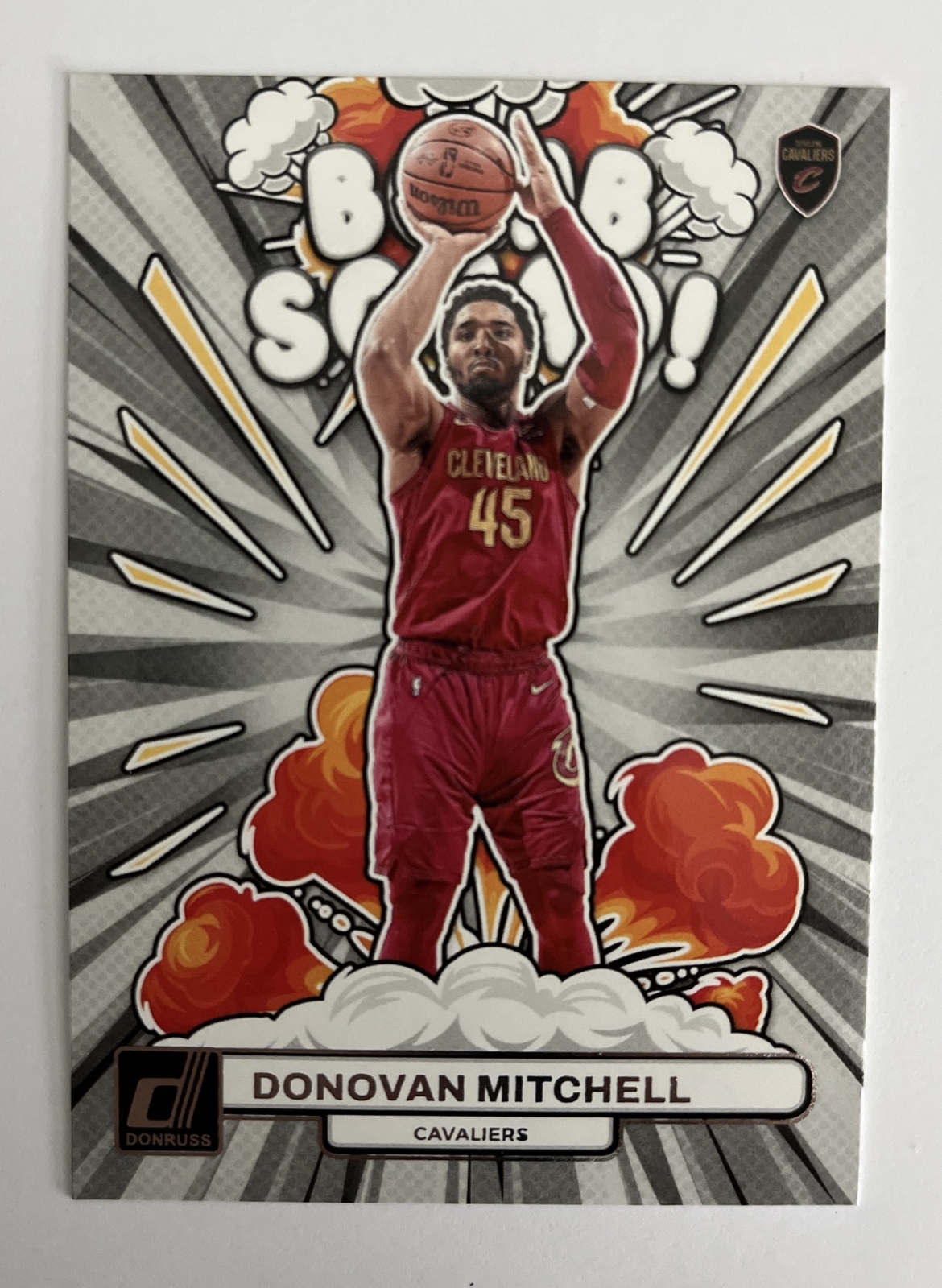 2023-24 Panini Donruss Donovan Mitchell SP Bomb Squad Card #11 ...
