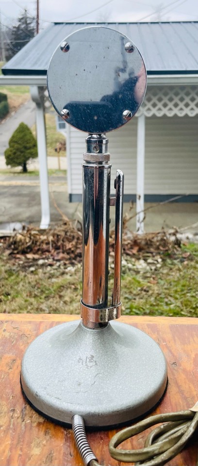 Lot 47: Vintage Astatic D-104 CB/HAM Radio Desktop Microphone | eBay