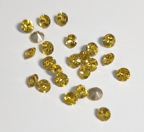 Faceted Crystal Gems Bundle - Assortment of shapes and sizes - 70 ...