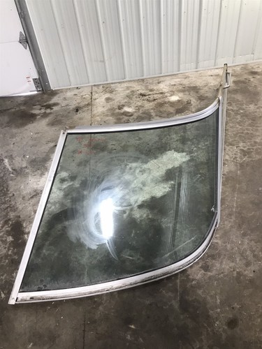 99 Sea Ray 310 Boat Windshield wind shield curved glass left port side ...