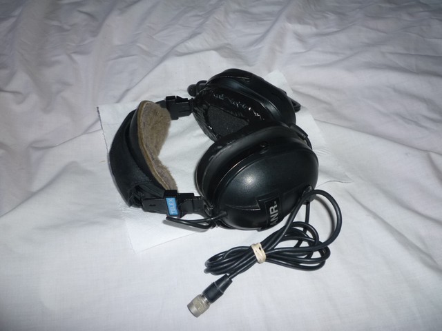 Telex Aviation Headphones ANR Noise Reduction Headset System 70800-003 ...