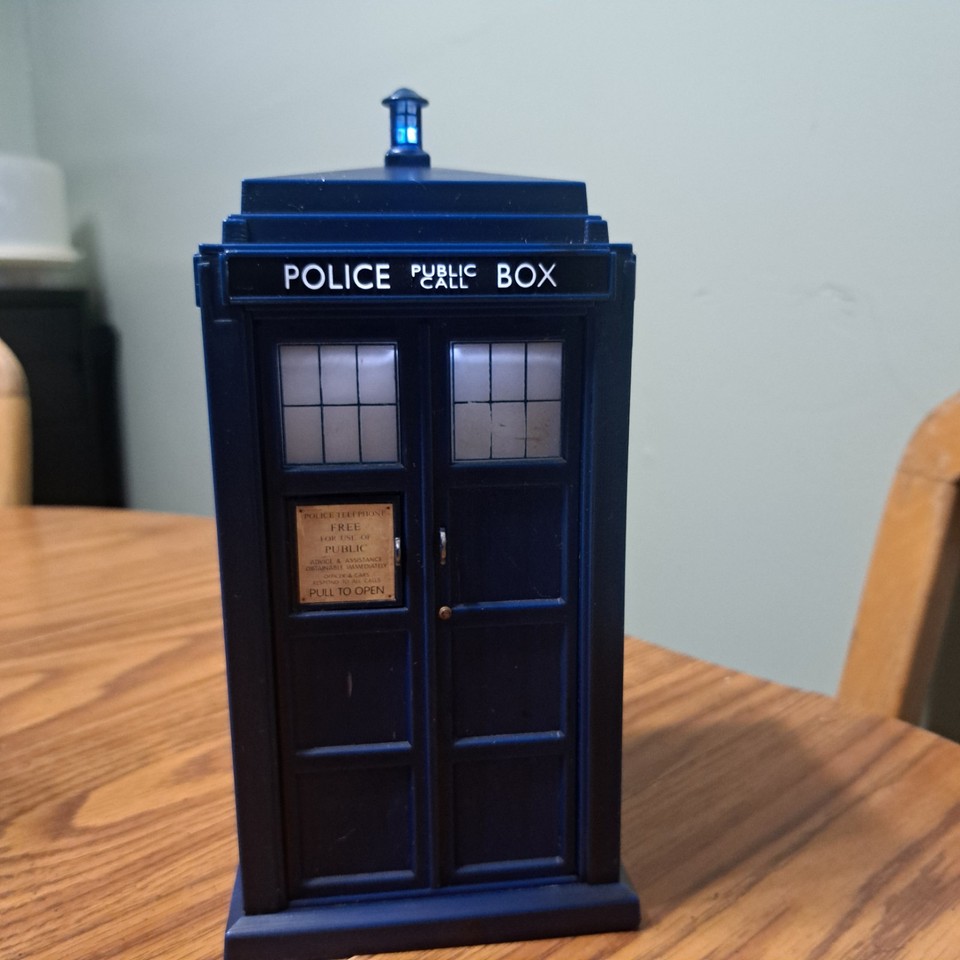 Doctor Who Light Up And Sound Tardis | eBay