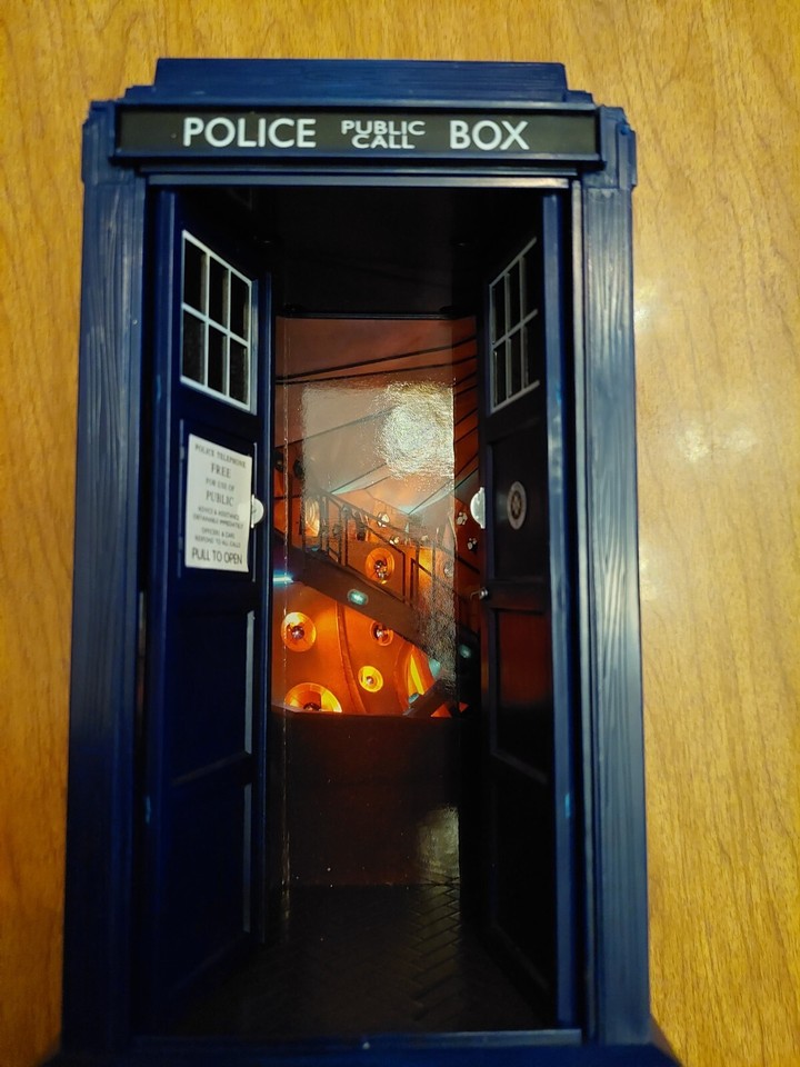 Doctor Who Tardis 1963 Police Public Call Box Light Sound BBC Worldwide ...