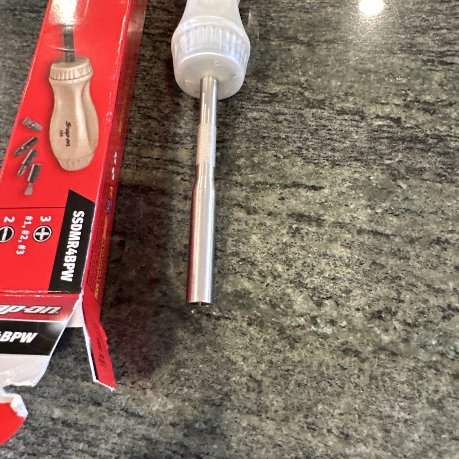 Snap On ssdmr4bpw pearl white ratcheting screwdriver with 5 bits | eBay