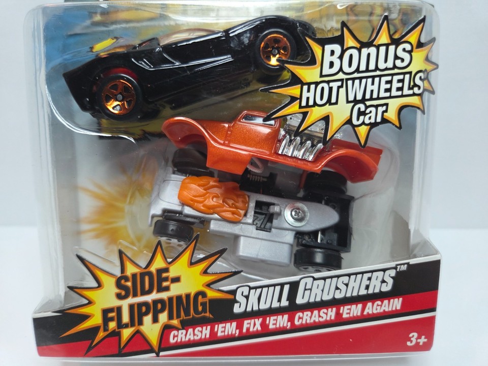 Hot Wheels Crashers Skull Crushers Side-Flipping Crash 'EM Fix 'EM w ...