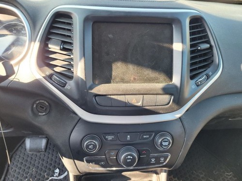 Audio Equipment Radio Receiver 8.4" Display Screen Fits 14 CHEROKEE ...