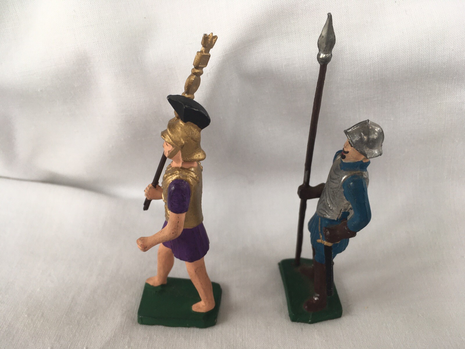 Vtg 2 Lead 2.5" Roman Spanish Toy Soldiers Lance Eagle Standard Movable ...