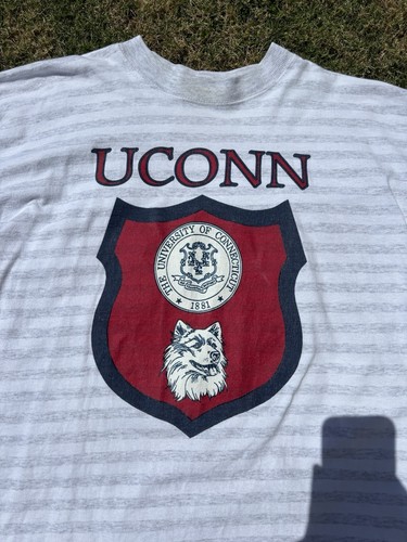 Vintage 1990s UCONN Connecticut Huskies Single Stitch Graphic T-Shirt ...