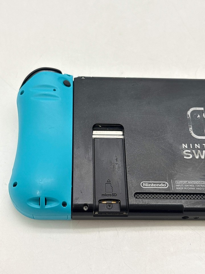 Nintendo Switch HAC-001-(01) Handheld Video Game Console w/ Charger | eBay