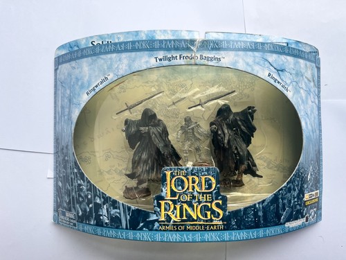 LORD OF THE RINGS SOLDIER AND SCENES TWILIGHT FRODO BAGGINS & 2 ...