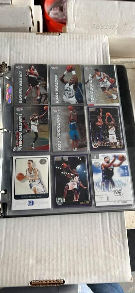 Huge Sports Card Collection. 20,000+ Plus Cards. Sold In 500 Card Lots ...