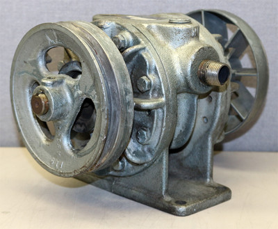 Vacuum - Gast Rotary Vane Vacuum Pump