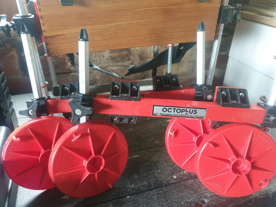 Octoplus Fishing Seat Box Leg & pole seat, mud feet, connectors & box ...