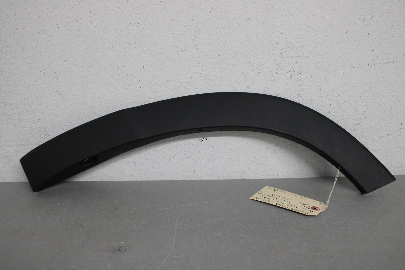 2014 2019 TOYOTA HIGHLANDER LEFT SIDE REAR WHEEL ARCH TRIM MOLDING | eBay