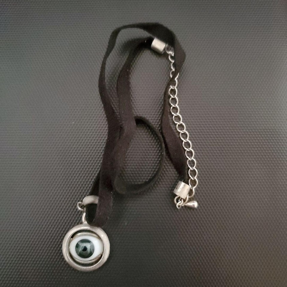 hide eye-catching necklace | eBay