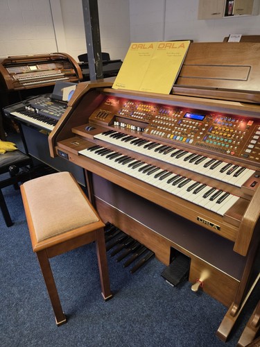 Orla Grand Theatre Jubilee Organ, Immaculate With Disc Drive, 12 Months ...