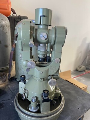 Levels & Surveying Equipment - Wild