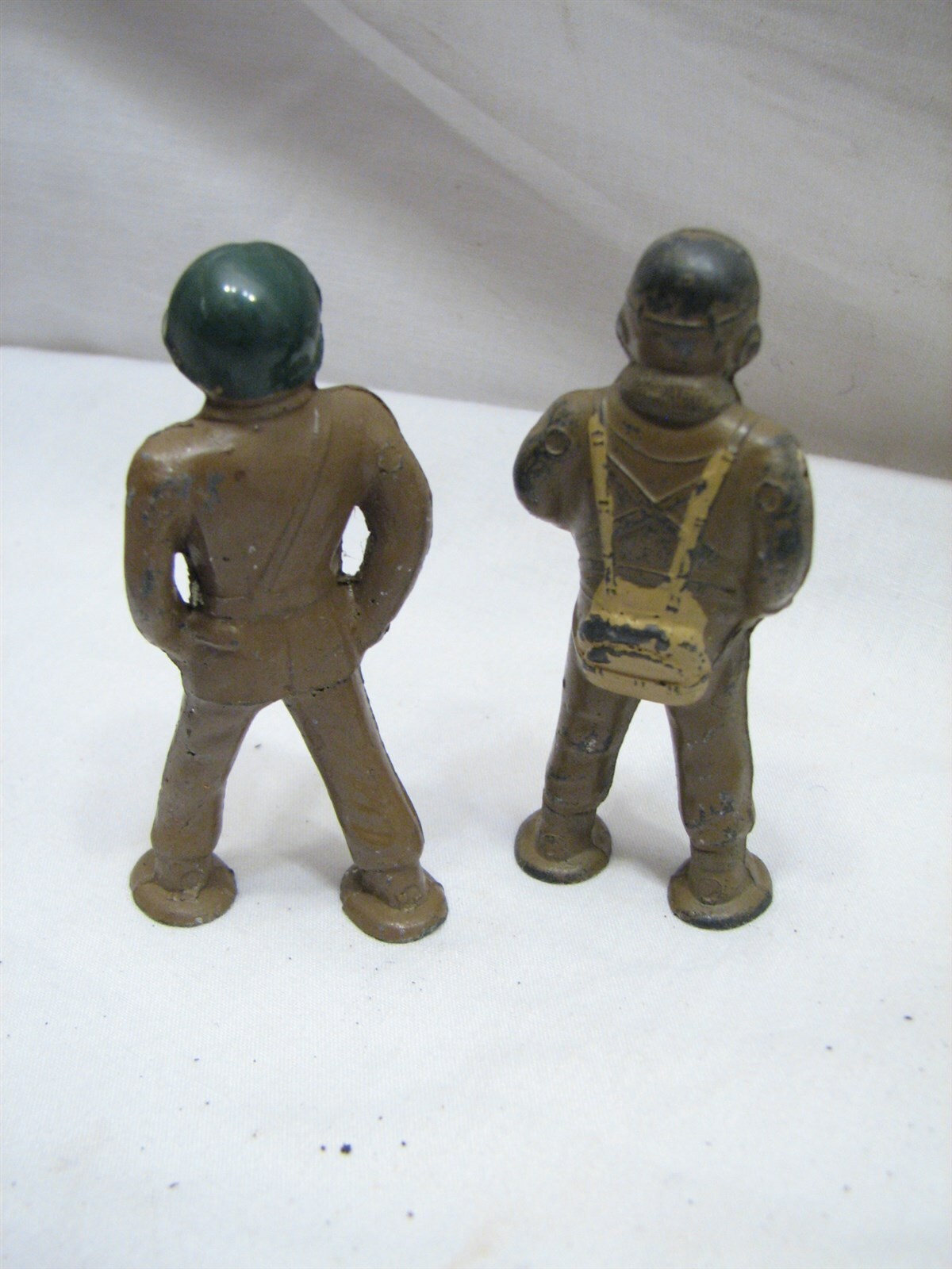Lot 8 Manoil/Barclay WWI Lead Toy Soldiers People Fireman Pilot Pod ...