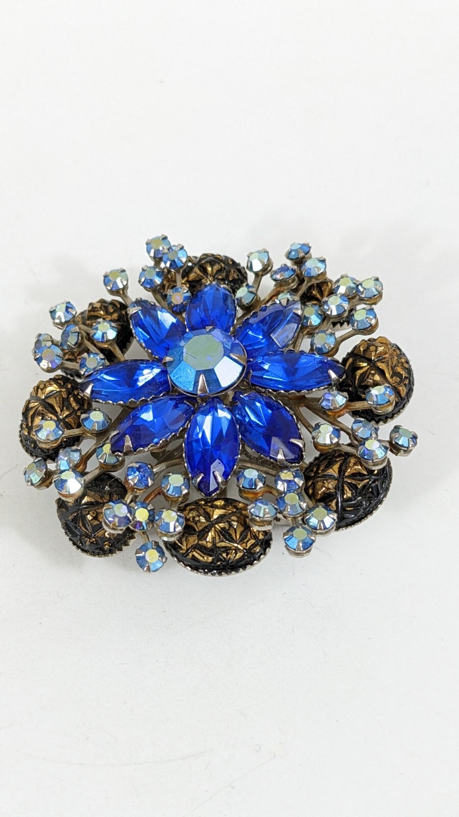 Large Round Vintage Blue Rhinestone Flower Brooch Pin - Gem