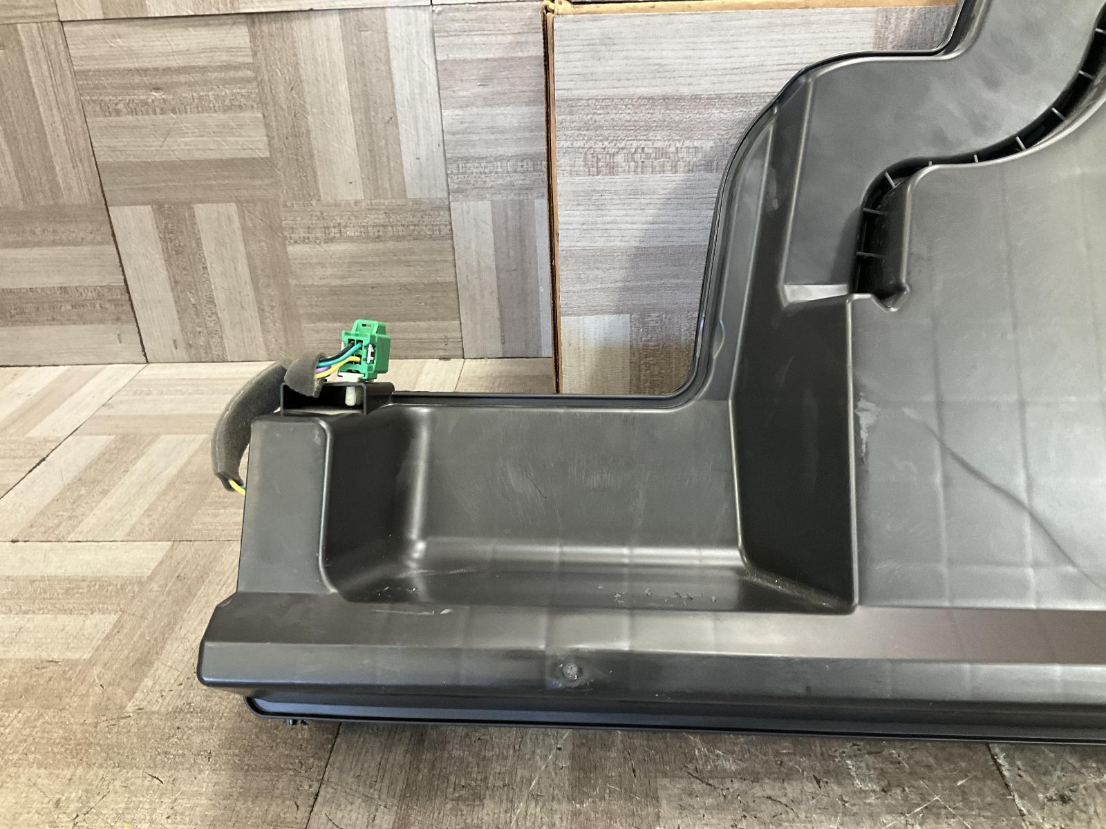 2019 Ford Ranger Subwoofer Kb3t-19a067-Aa Factory OEM Replacement Part ...