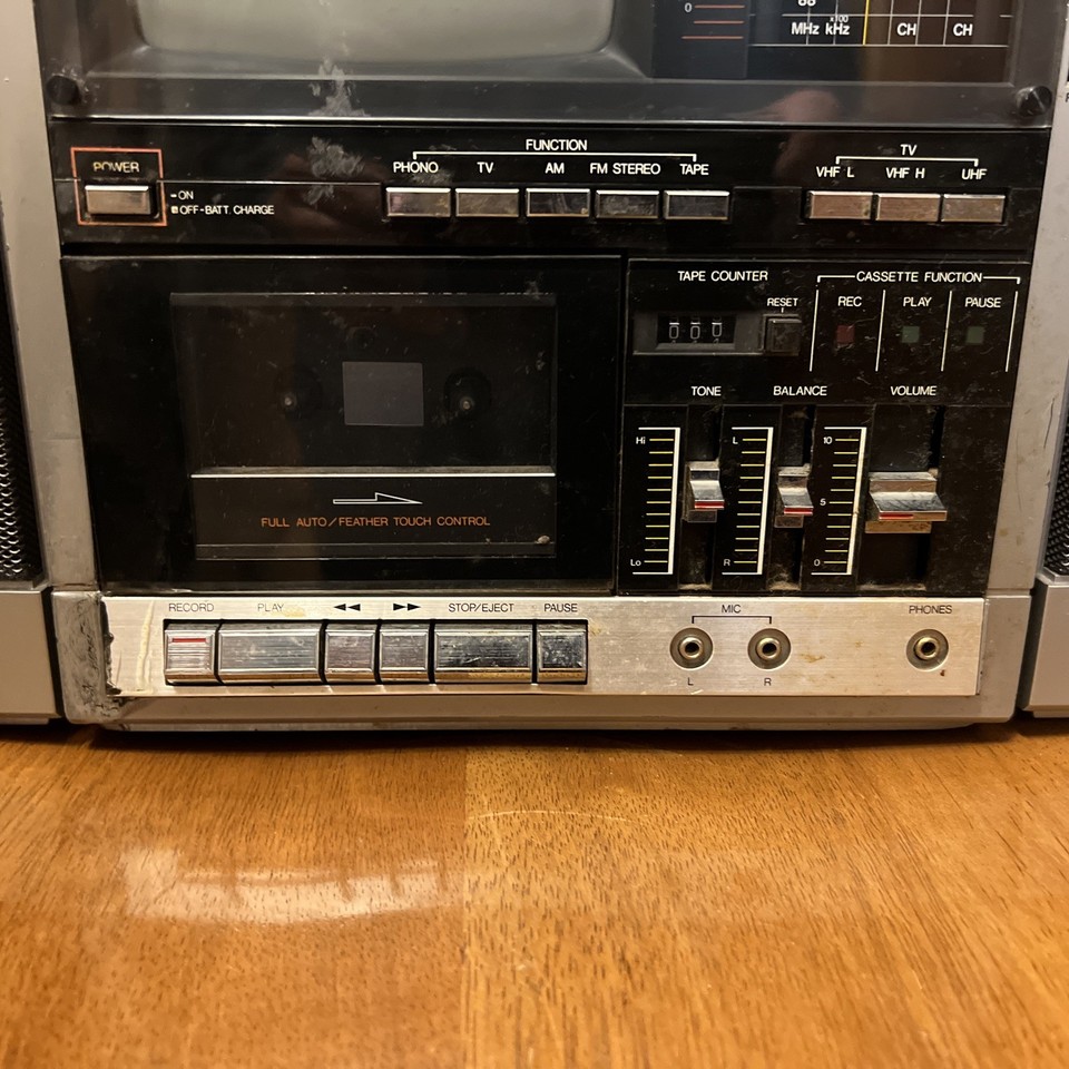 Vintage Emerson Portable Boombox BW TV, AM/FM radio, cassette - RARE | eBay