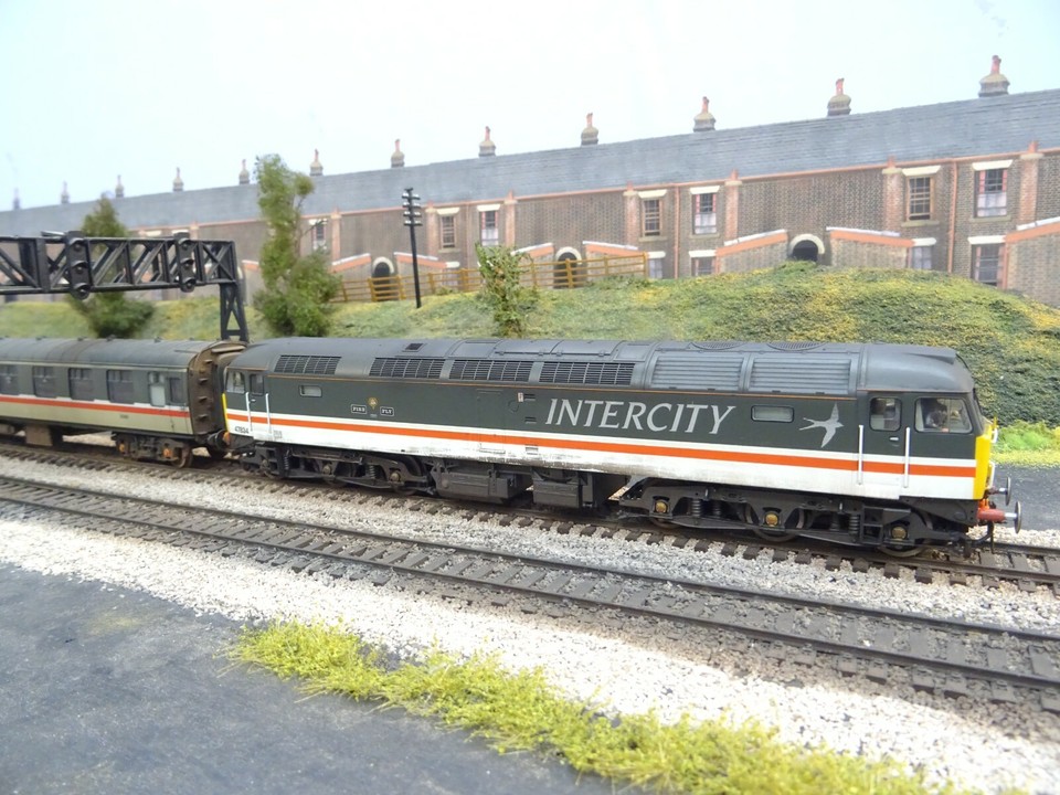 MODEL TOWN BACKSCENES OO GAUGE TERRACED HOUSE BACKS (MT0018) | eBay UK