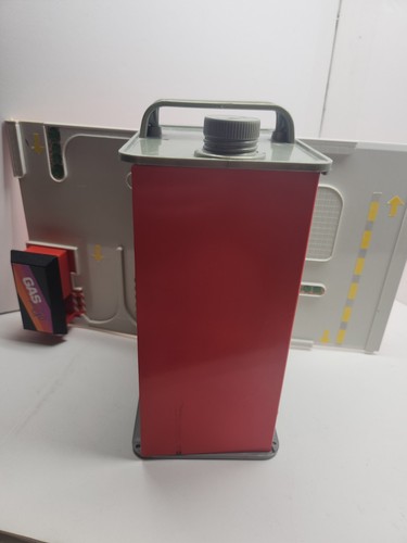 Micro Machines Gasoline Can Storage and Play Set 1988 Galoob with 18 ...