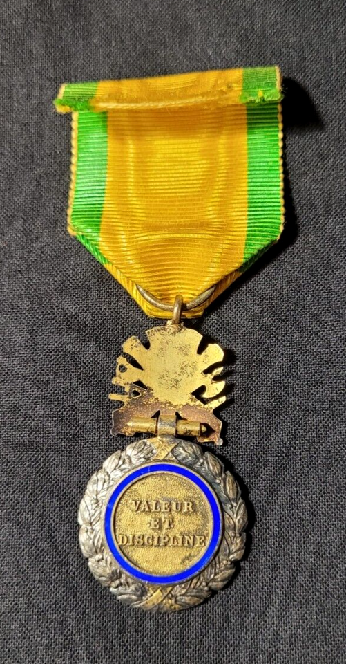 WW1 Original French Military Medal 1914-1918 Valor and Discipline ...