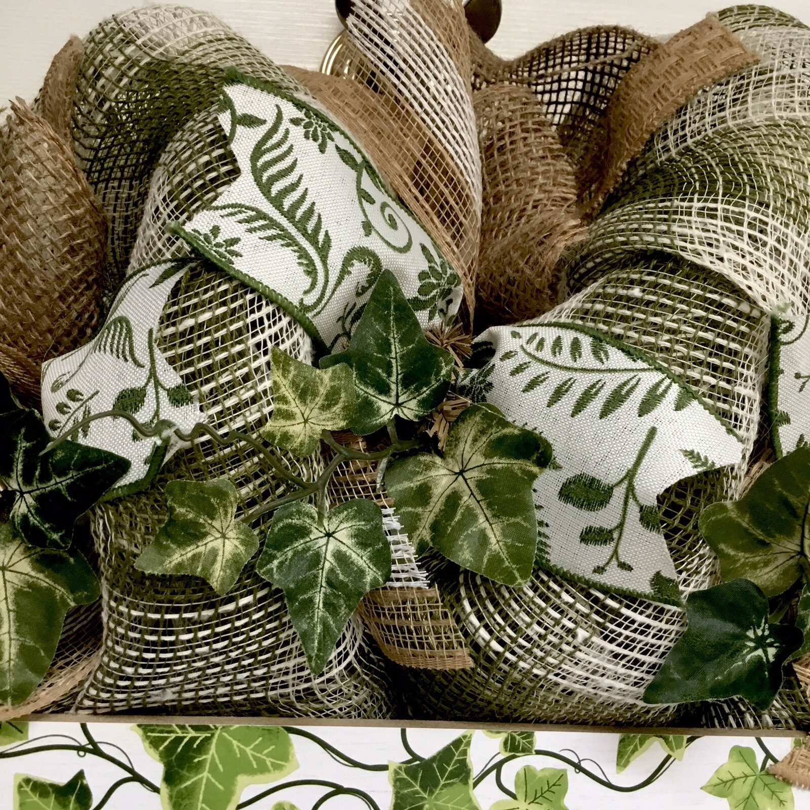Welcome Ivy Wreath Handmade Deco Mesh | eBay