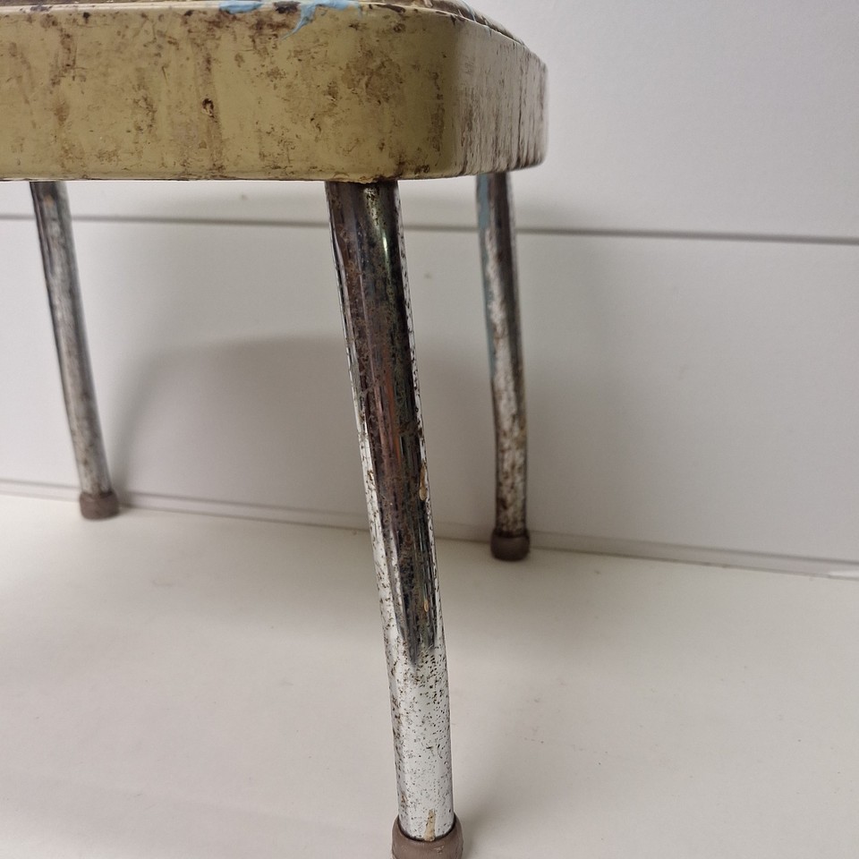 Vintage 1950s Cosco Pale Yellow Stool Metal One Step MCM Foot Chrome ...