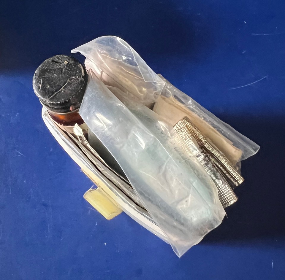 1975 VINTAGE INDIVIDUAL SURVIVAL KIT-COMPLETE | eBay