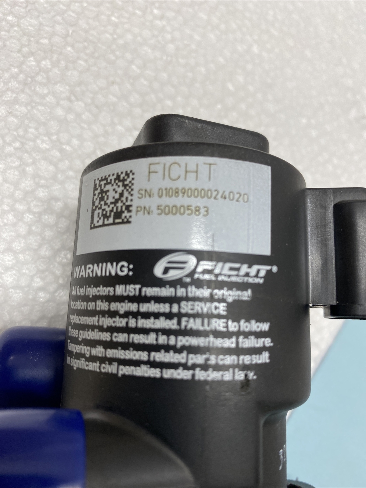 Evinrude Johnson Ficht Marine Boat Fuel Injector 5000583 MEJ-01-A | eBay