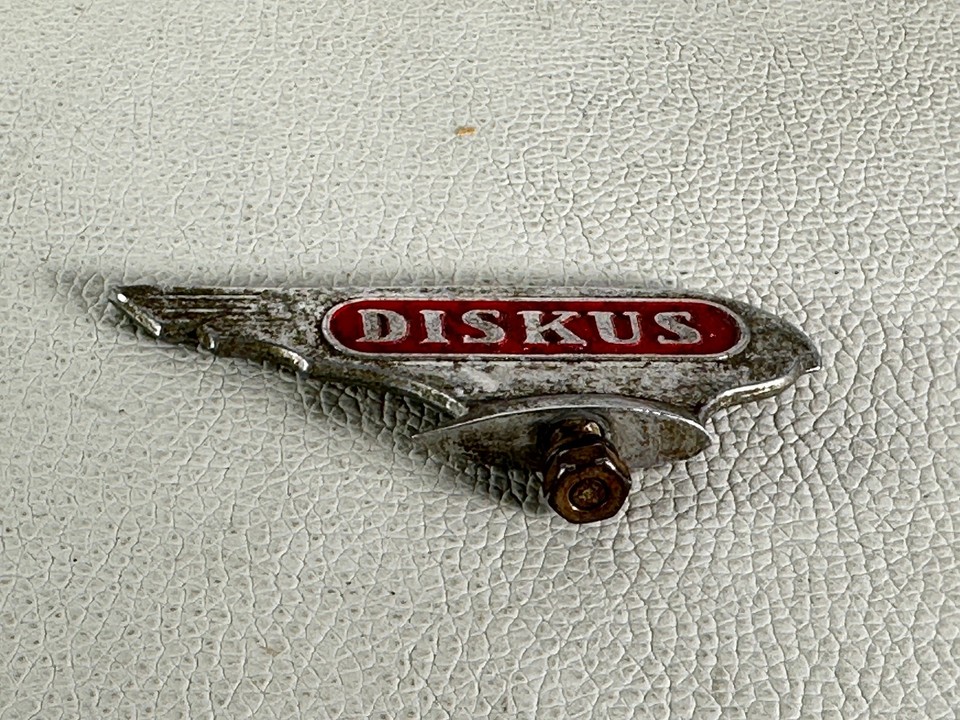 Diskus Schutzblechreiter Logo Emblem | eBay