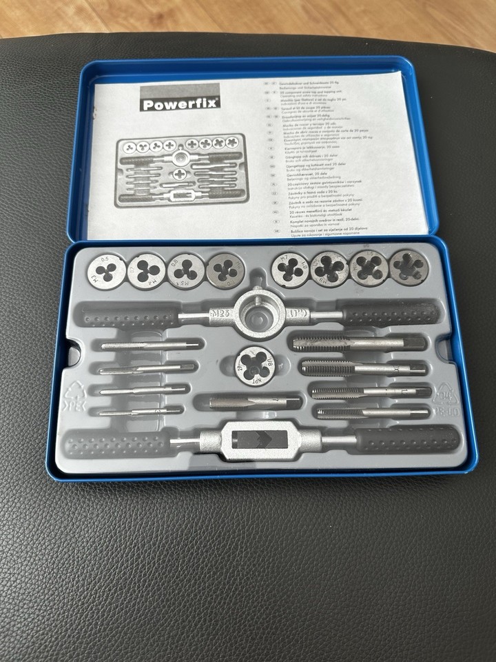 20 Piece Screw Tap/ Threading Die Set | eBay UK