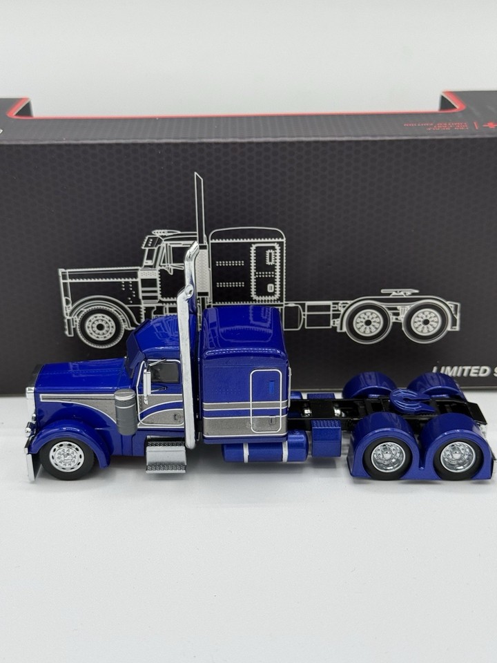 596 The Classic Peterbilt 379 Custom Semi Truck Blue Gray 1:64 Diecast ...