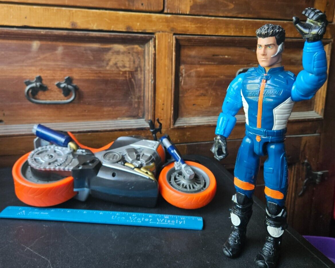 ACTION MAN / TURBO MOTORCYCLE SET. 2004 HASBRO ACTION FIGURE AND CYCLE ...